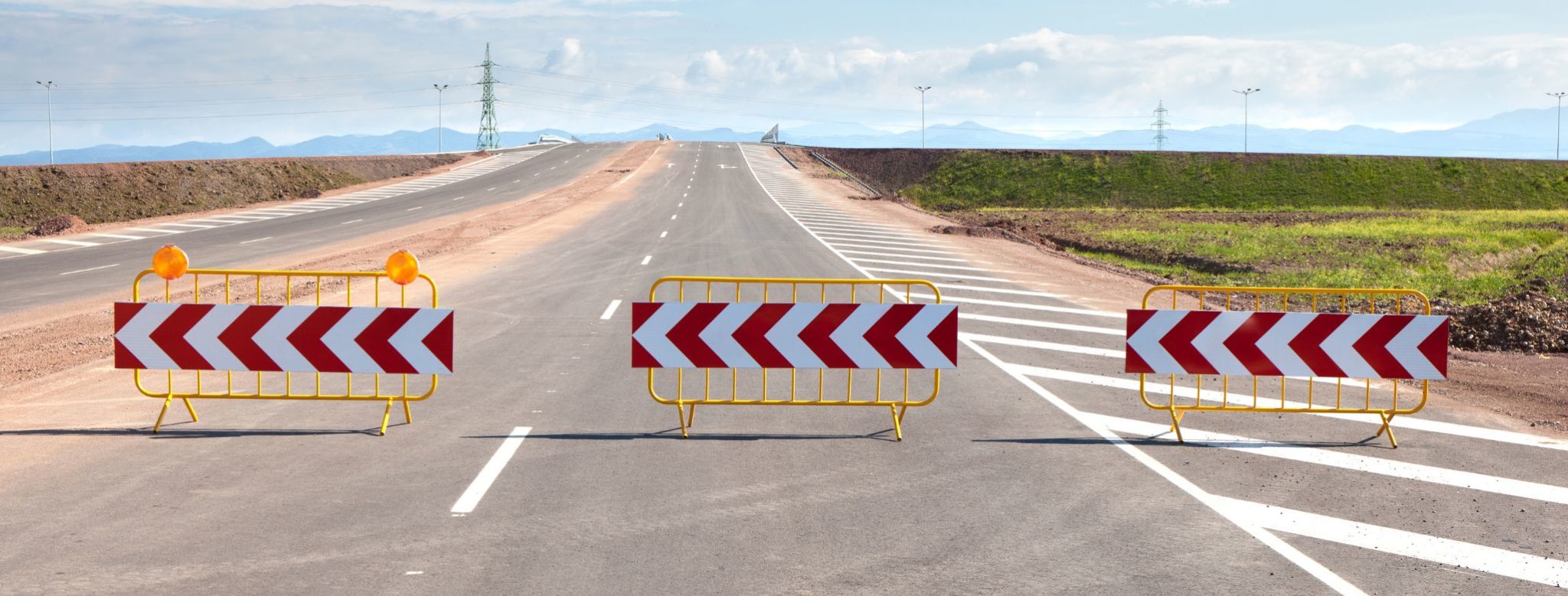 Mettere una sbarra, un cartello in una strada privata, quali sono le ...